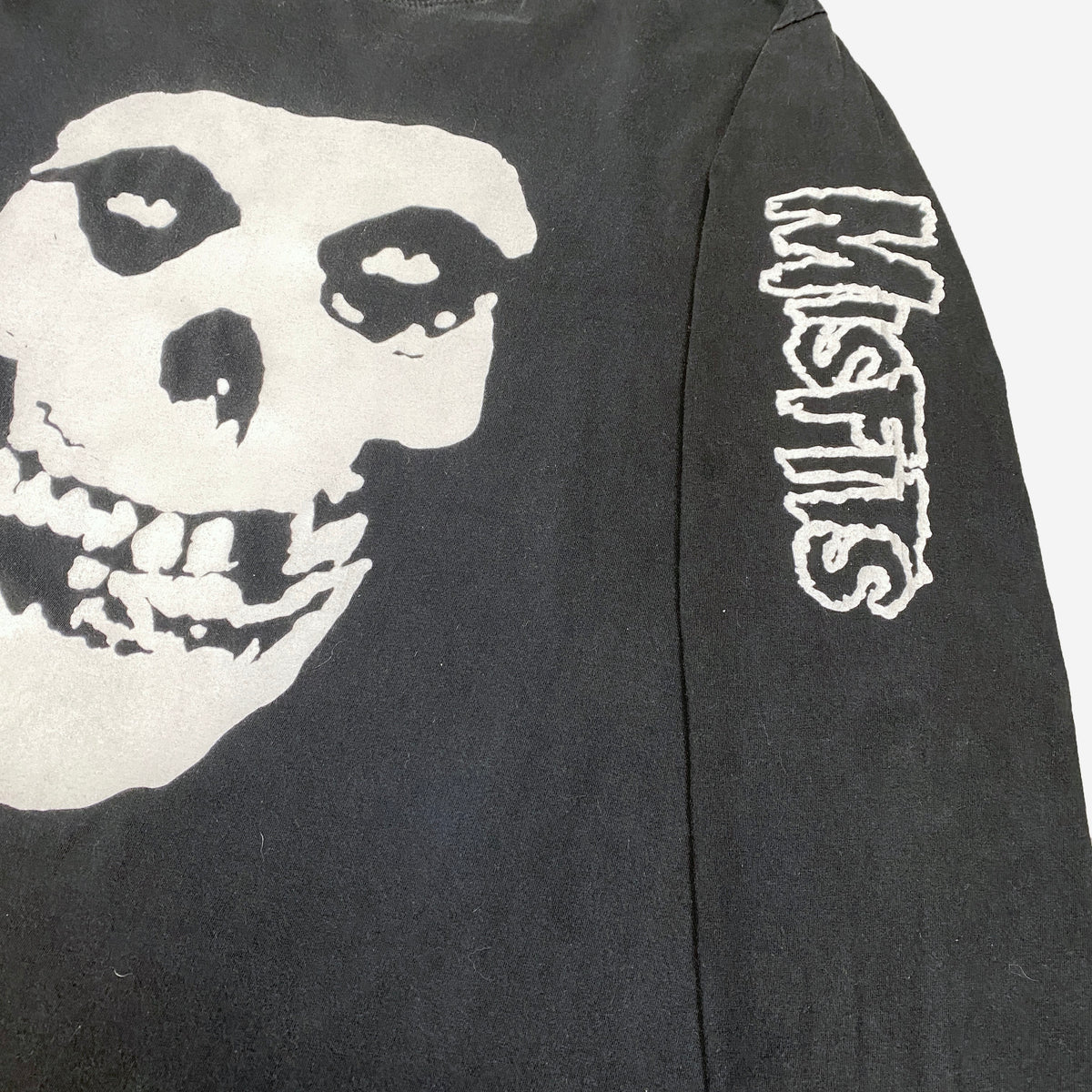 C. 00 Misfits LONG SLEEVE – JERKS™