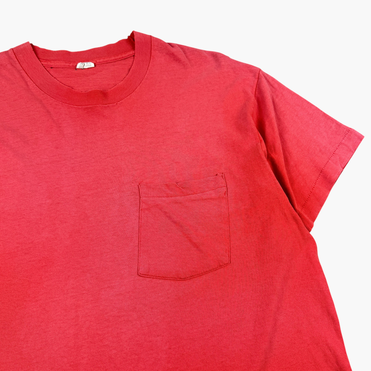1980s SUN FADED RED POCKET T-SHIRT – JERKS™